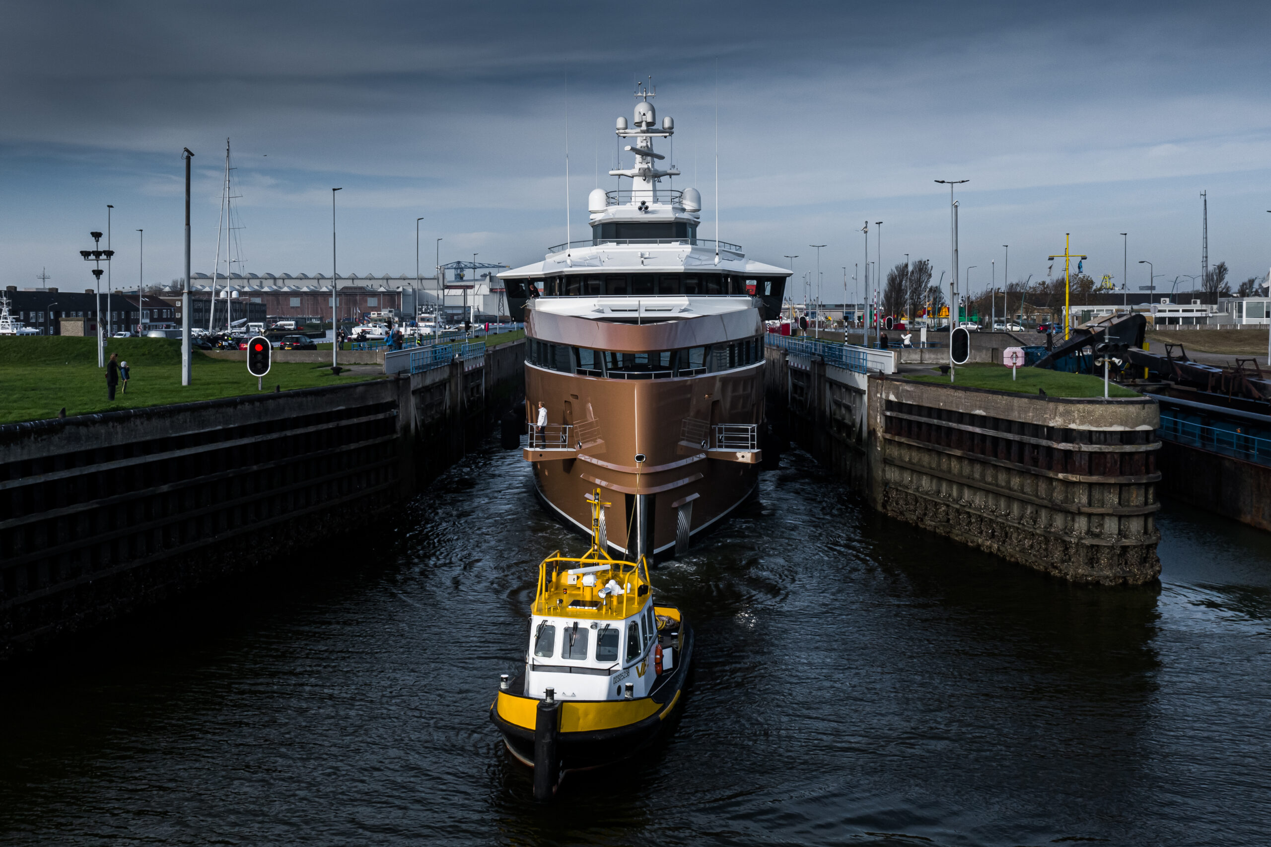 Flagship: A charterer for all seasons | Superyacht Investor